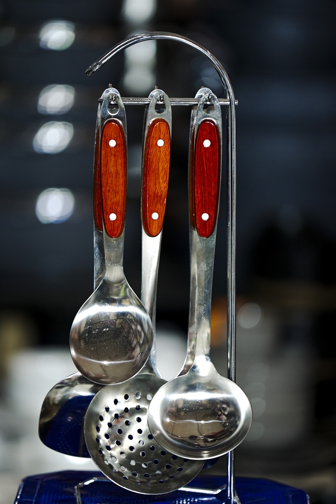 Hanging Kitchen Utensil Trio – Stainless Steel with Wooden Handles ...